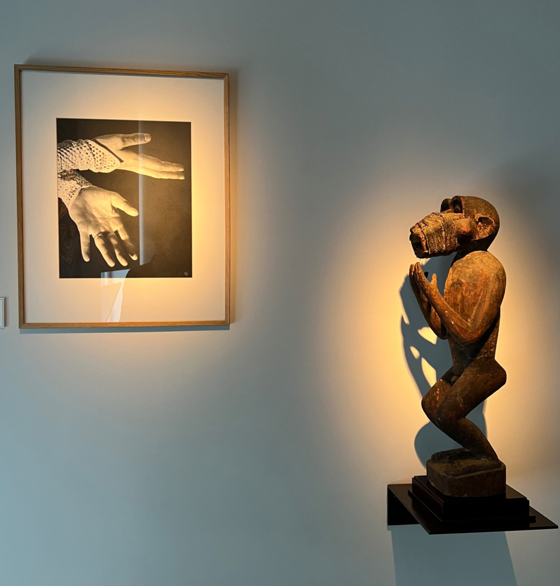 Ilse Bing, Les Mains de Catherine, 1949, Singe , Galeries Lucas Ratton ...