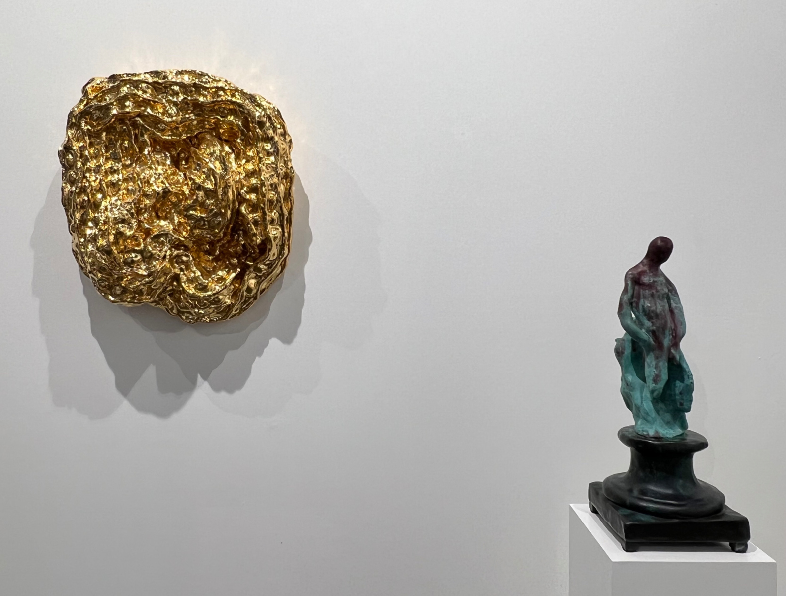 Johan Creten, galerie Almine Rech – Paris Art Now