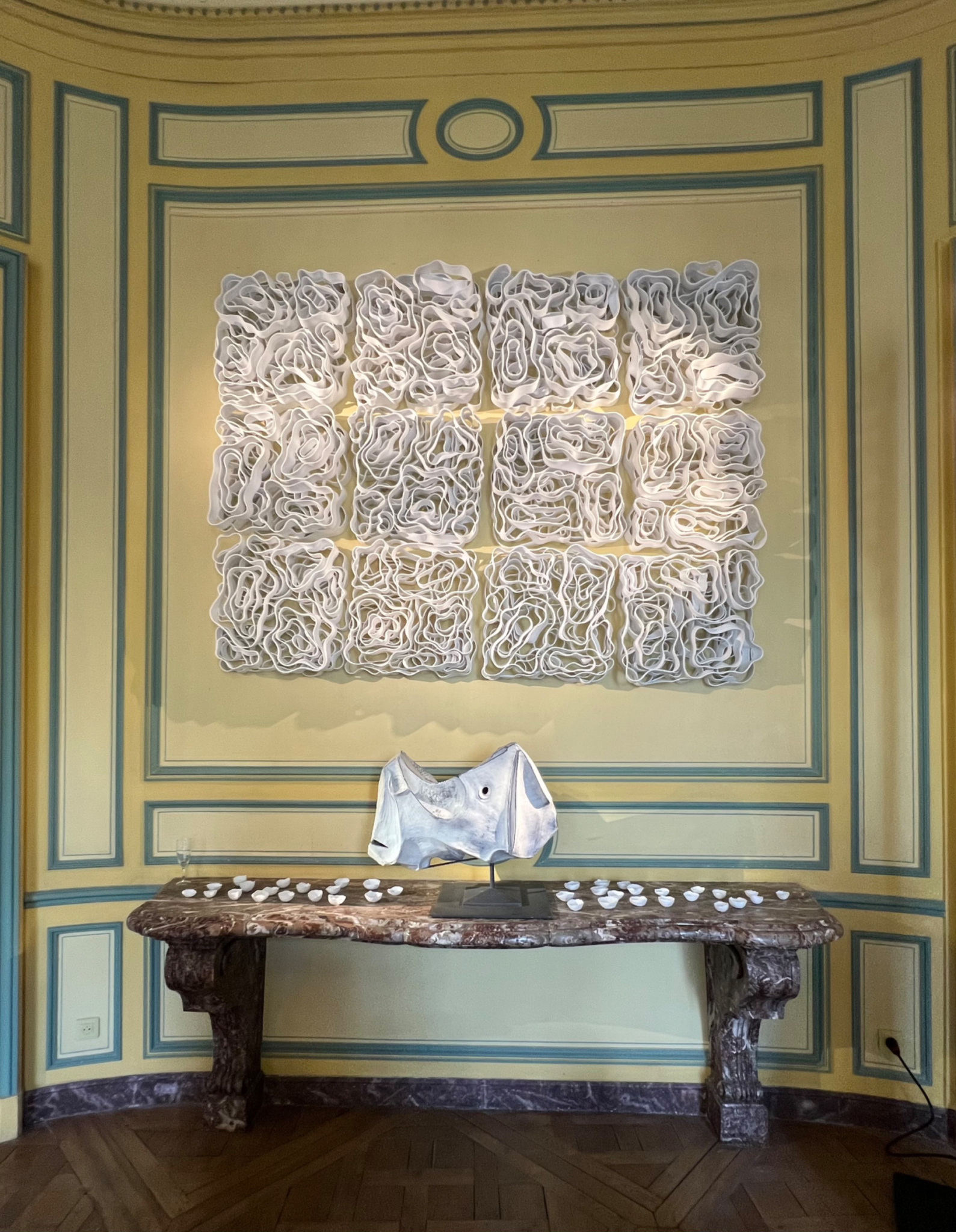 Ryan Labar, Sculptures murales, 2024 : Shen Min, For someone, Maison ...